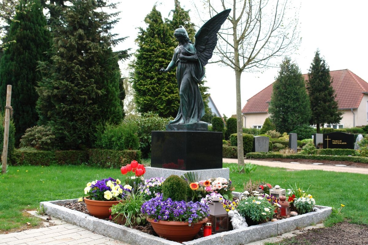 Gemeinden - Schwarzenbek - Friedhof - Bestattungsformen - Grabarten